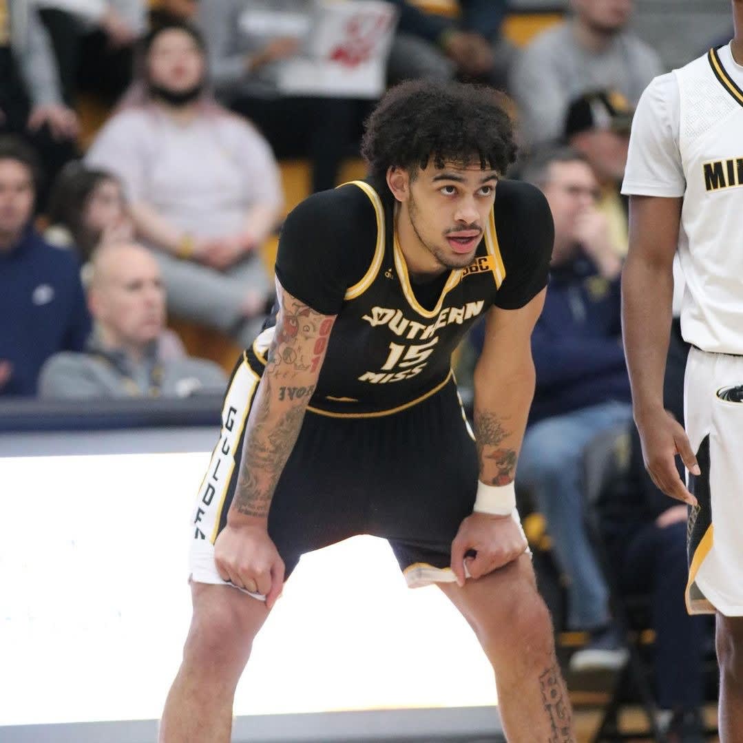 Donovan Ivory: Streams, Merchandise, Personal Videos | MILLIONS